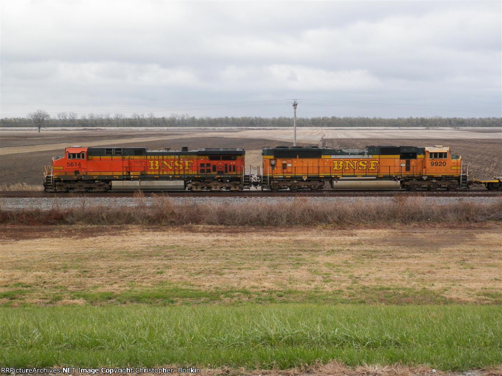 BNSF 5614